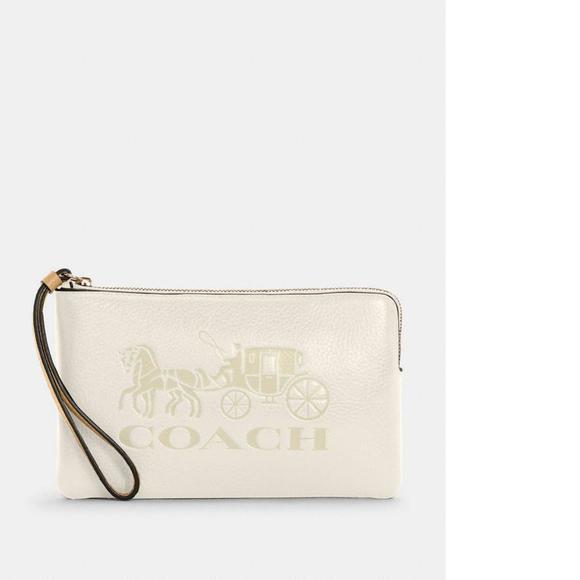Coach | Bags | Coach Bag Vintage Vanilla Cream Zip Wristlet Horse ...